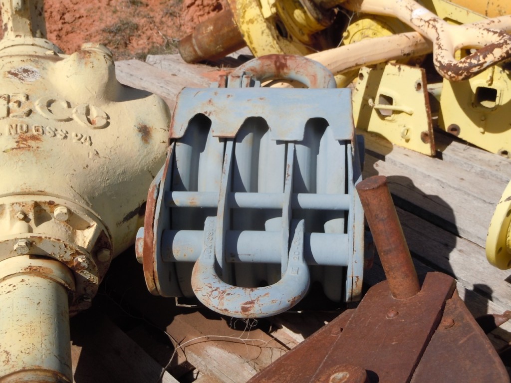 37 Ton 3 Sheave Crane Block - Beeman Equipment Sales