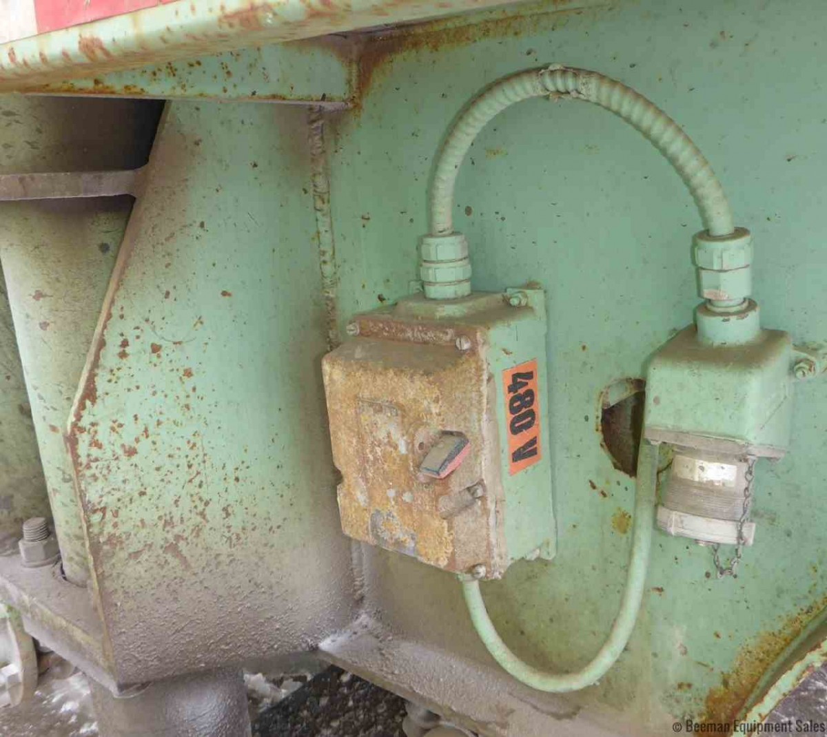 2= 300 BBL Trailer Mounted Mud Mixing System - Beeman Equipment Sales