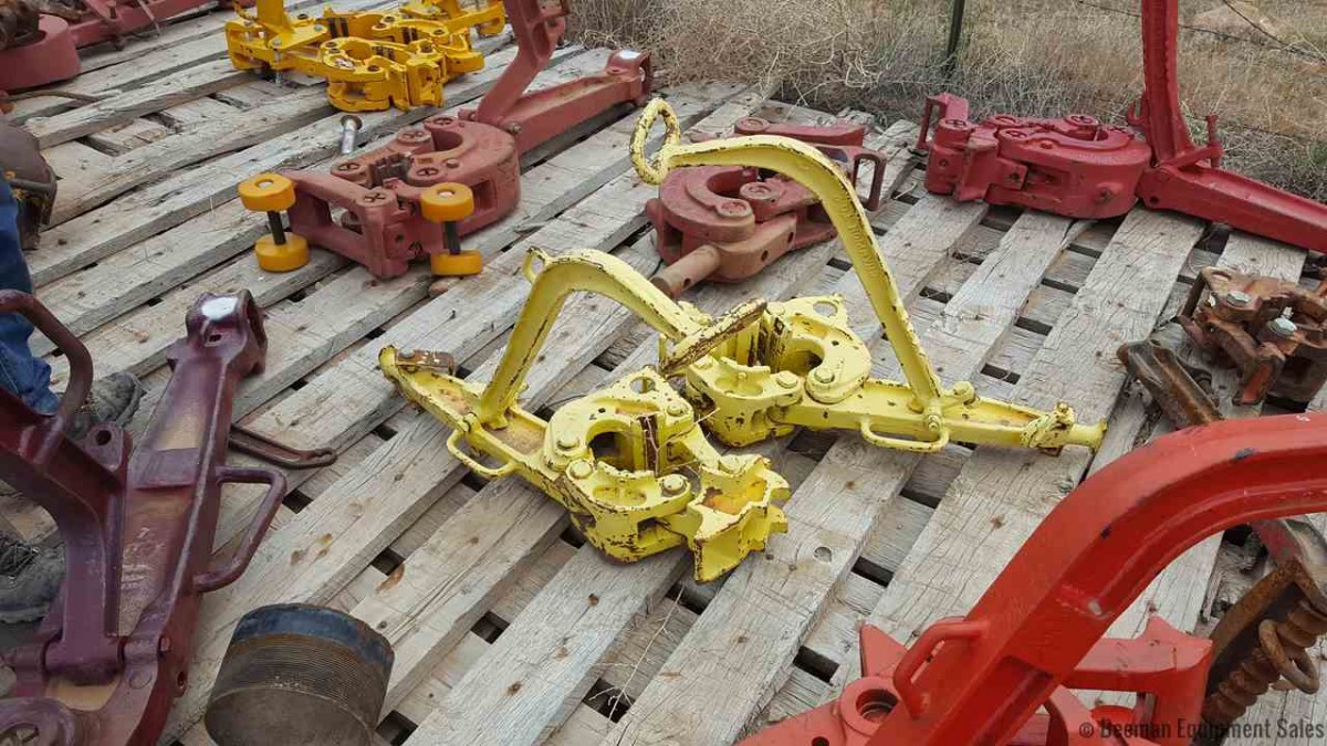 Tongs - Beeman Equipment Sales