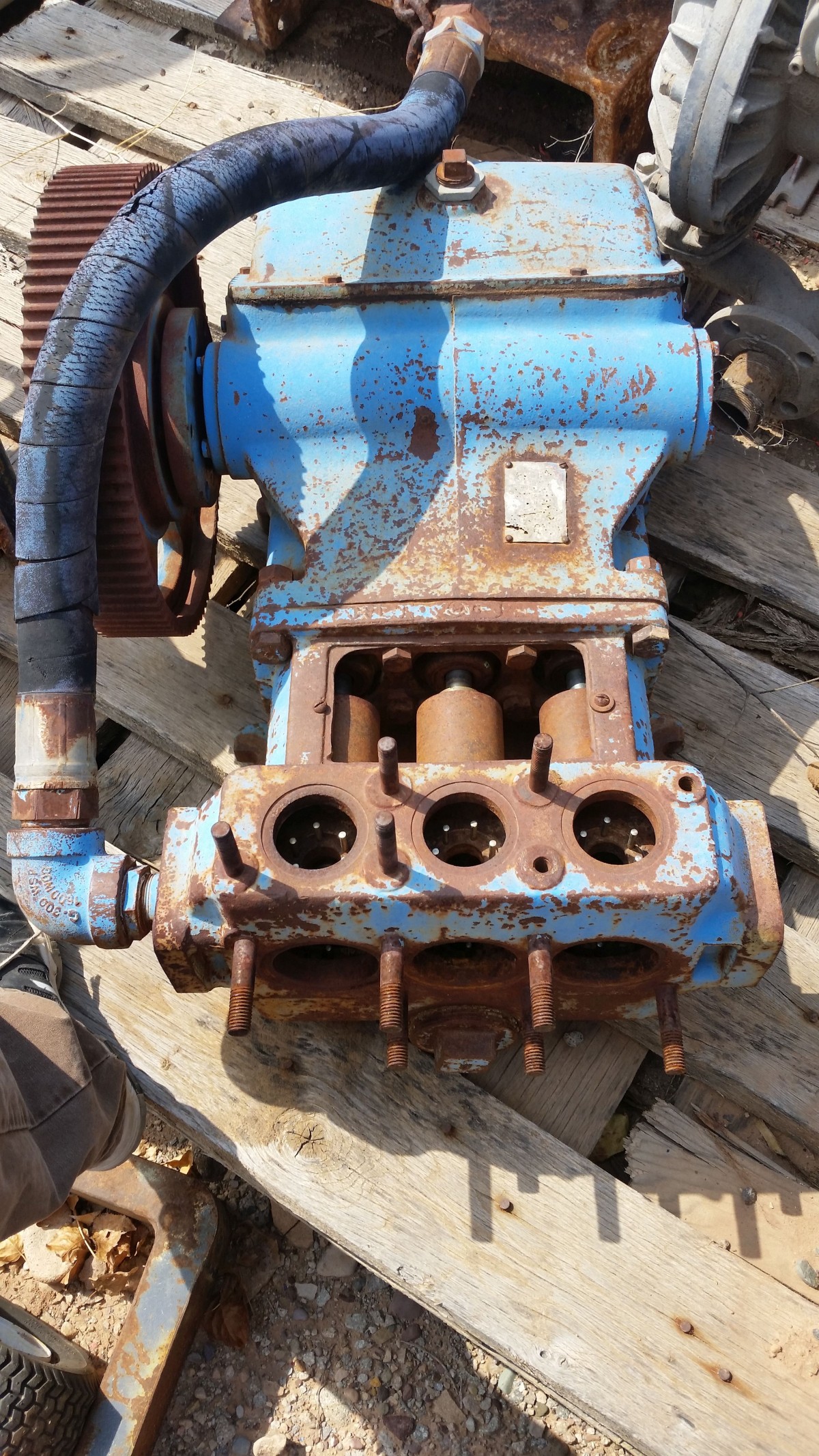 CAT Injection Pump - Beeman Equipment Sales