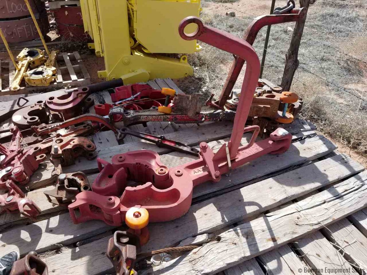 Tongs - Beeman Equipment Sales