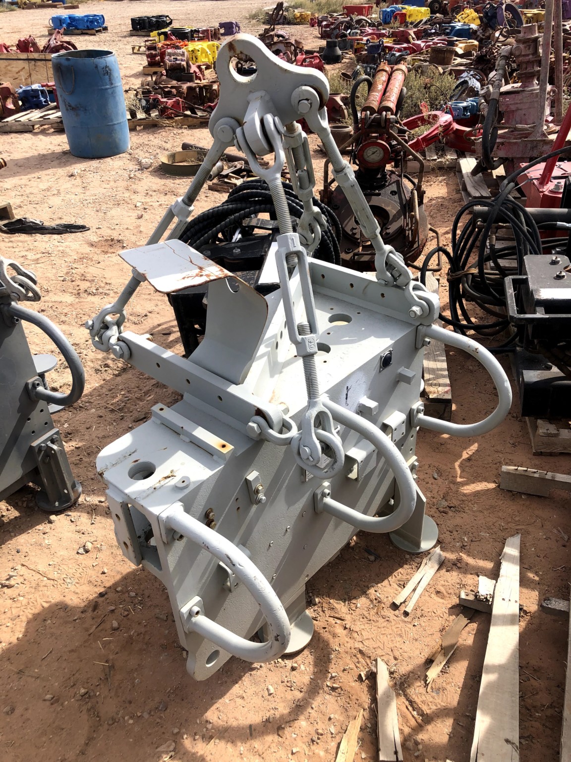 (x2) Scorpion 2000-RST Hydraulic Pipe Spinners - Beeman Equipment Sales