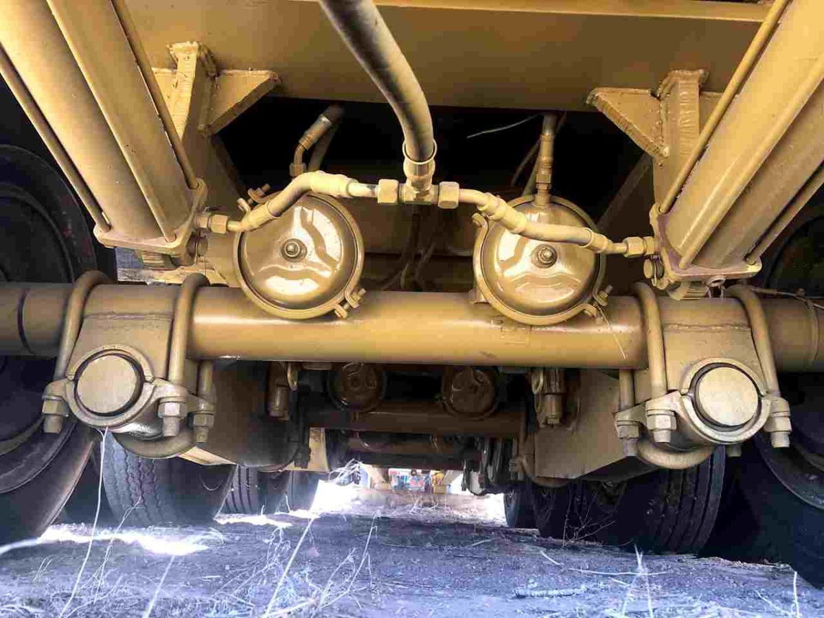 1990 Load King 4 Axle Folding Neck Oilfield Lowboy w/Hydraulic Ramps ...