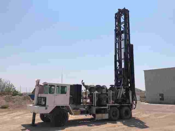 1990 Drilltech D40K Drill Rig - Beeman Equipment Sales