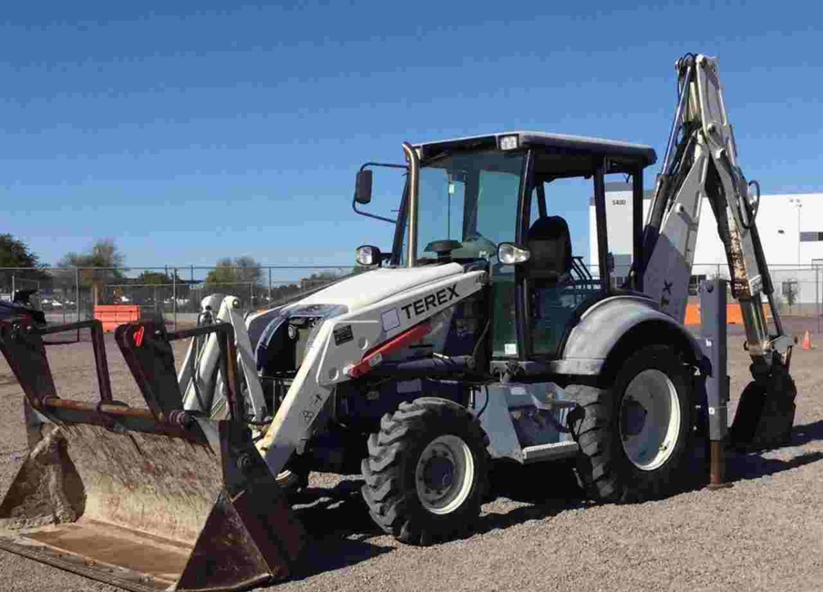 Backhoes - Beeman Equipment Sales
