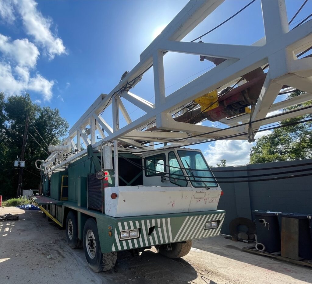 2004 Taylor RT4000 Drill Rig - Beeman Equipment Sales