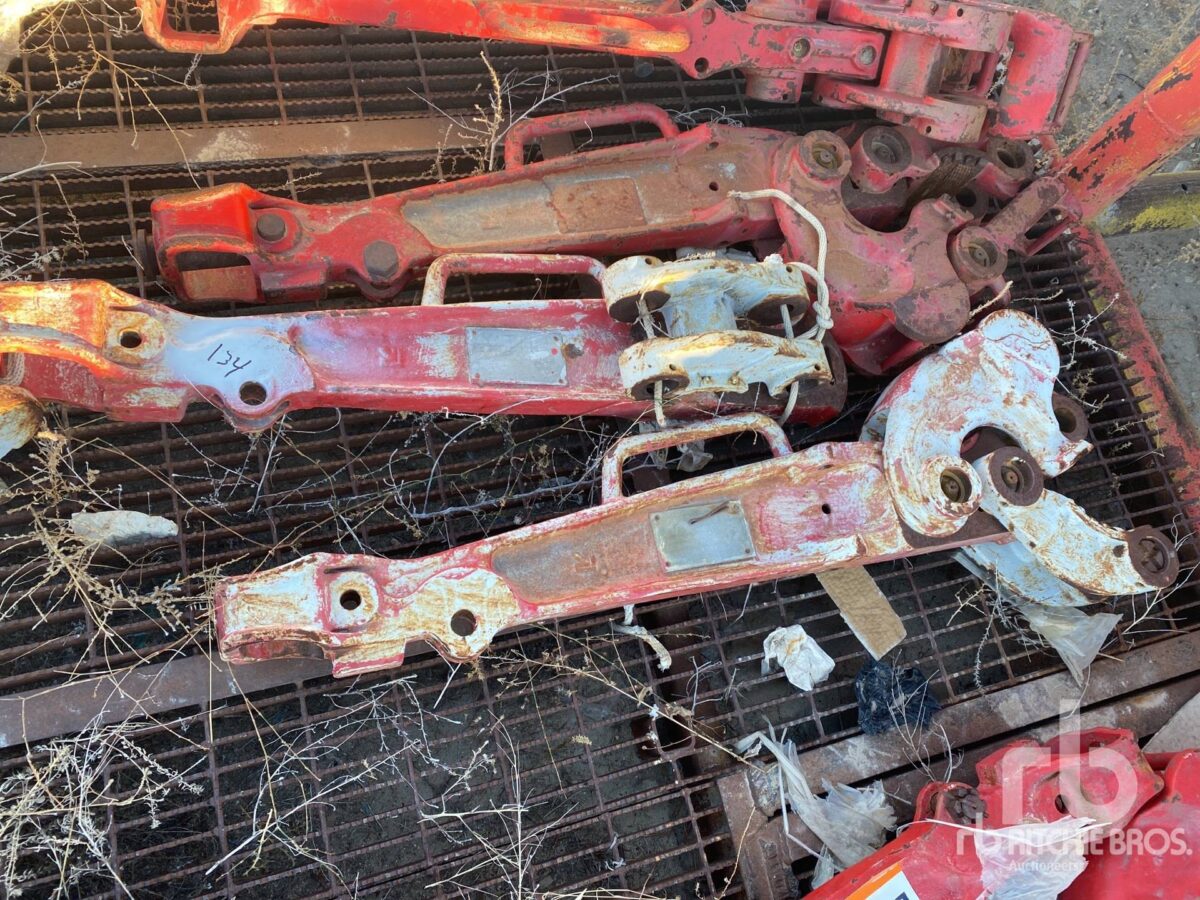 Tongs - Beeman Equipment Sales