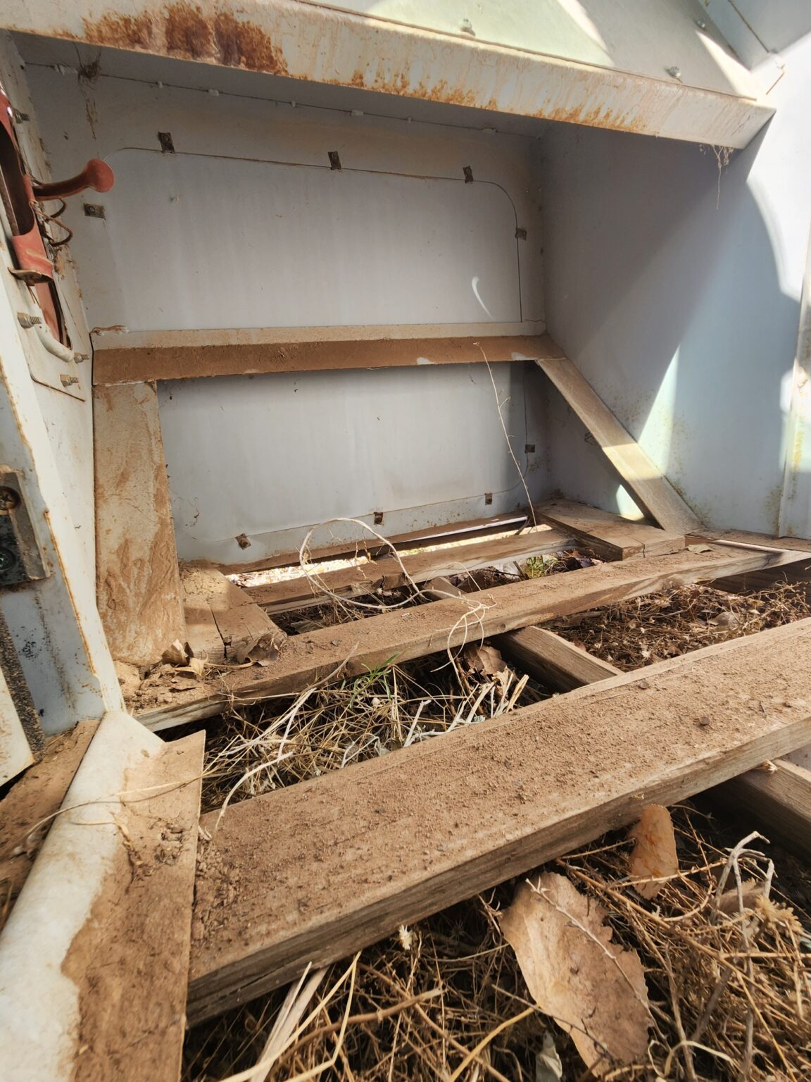 Crane Carrier Cab - Beeman Equipment Sales