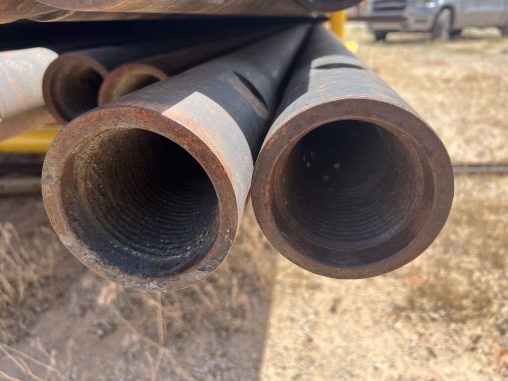 Drill Pipe- 4 1/2" x 25'L Flush Joint with 3 1/2" Reg threads - Beeman ...