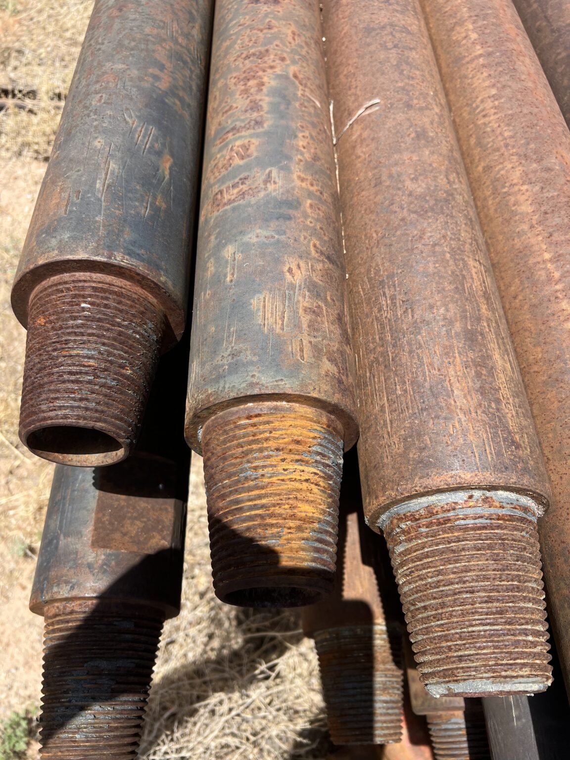 Drill Pipe- 4 1/2" x 25'L Flush Joint with 3 1/2" Reg threads - Beeman ...