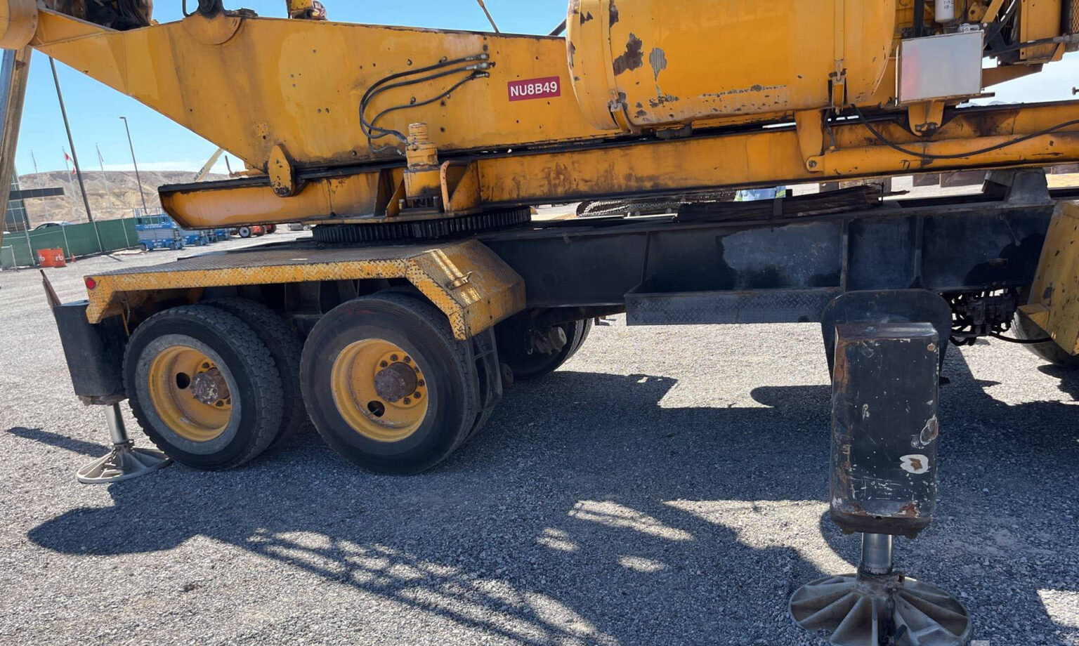 1974 HENDRICKSON 1100-D-0H Watson 3000 Drill Rig - Beeman Equipment Sales