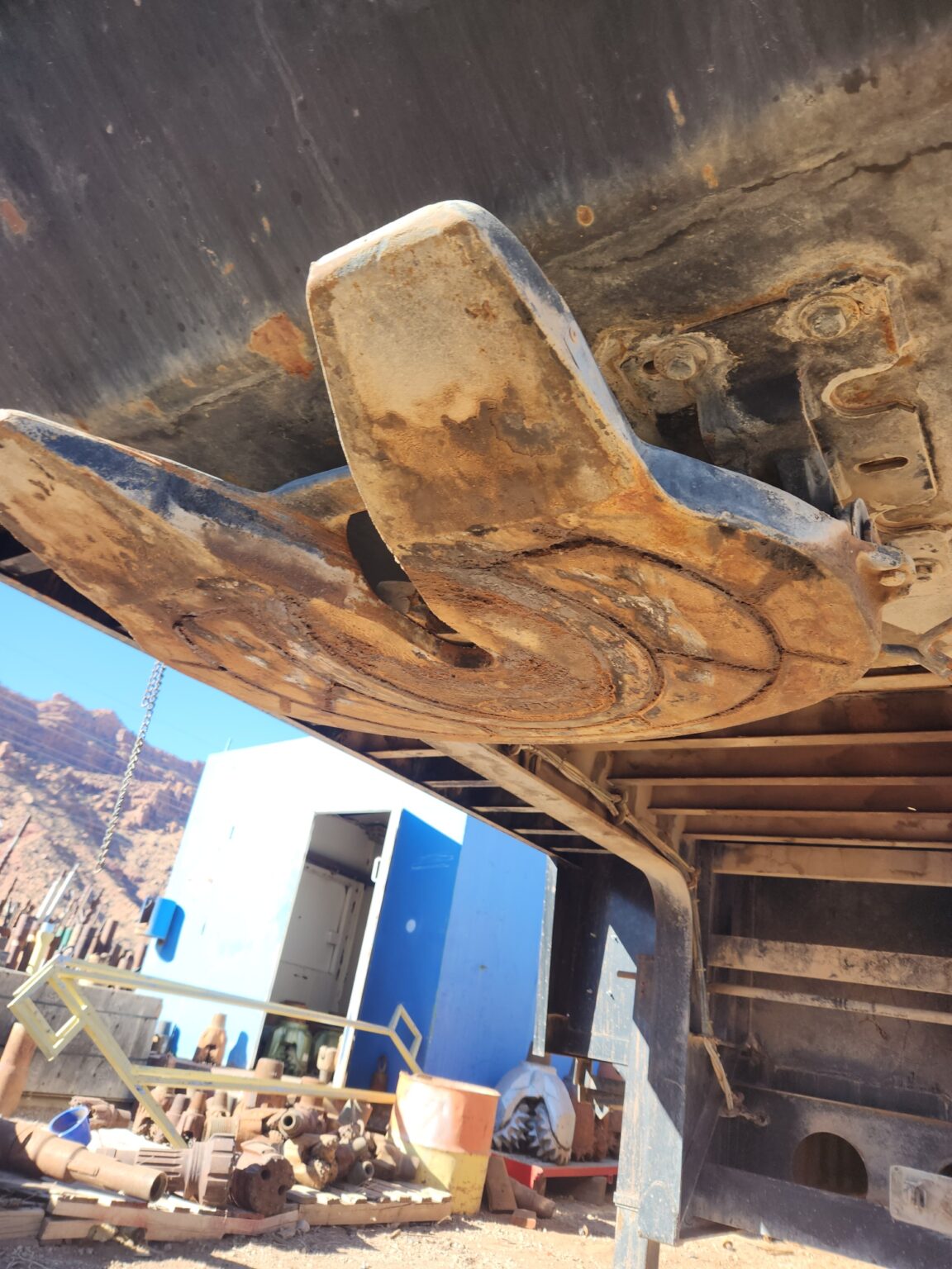 2006 Wade Step deck Trailer - Beeman Equipment Sales