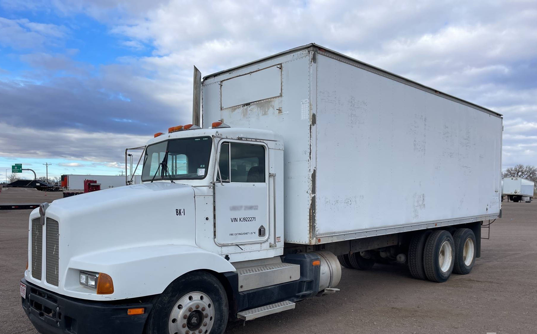 1989 KENWORTH T400 6x4 Van Truck - Beeman Equipment Sales