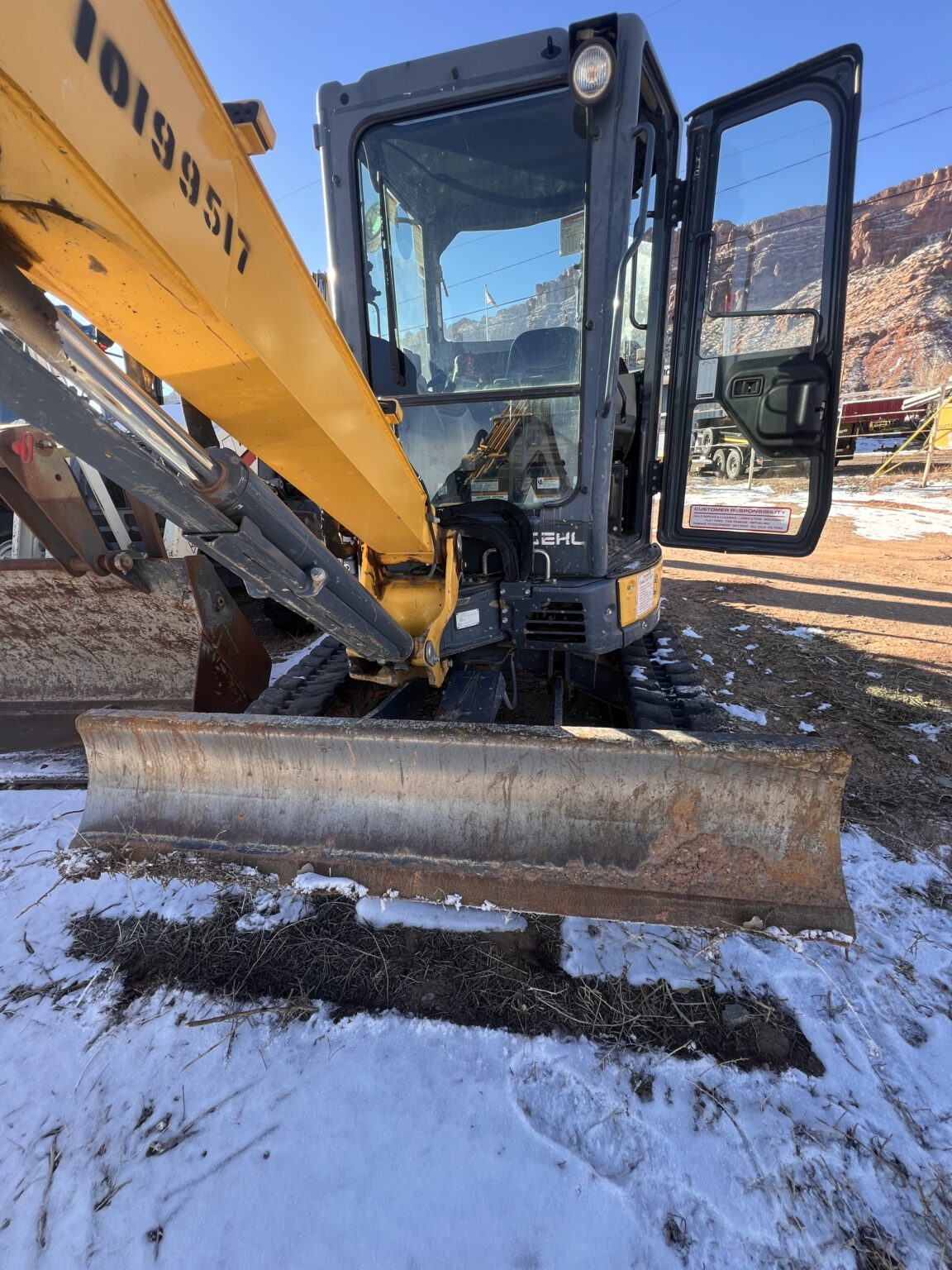 Gehl Mini Excavator Z35 - Beeman Equipment Sales