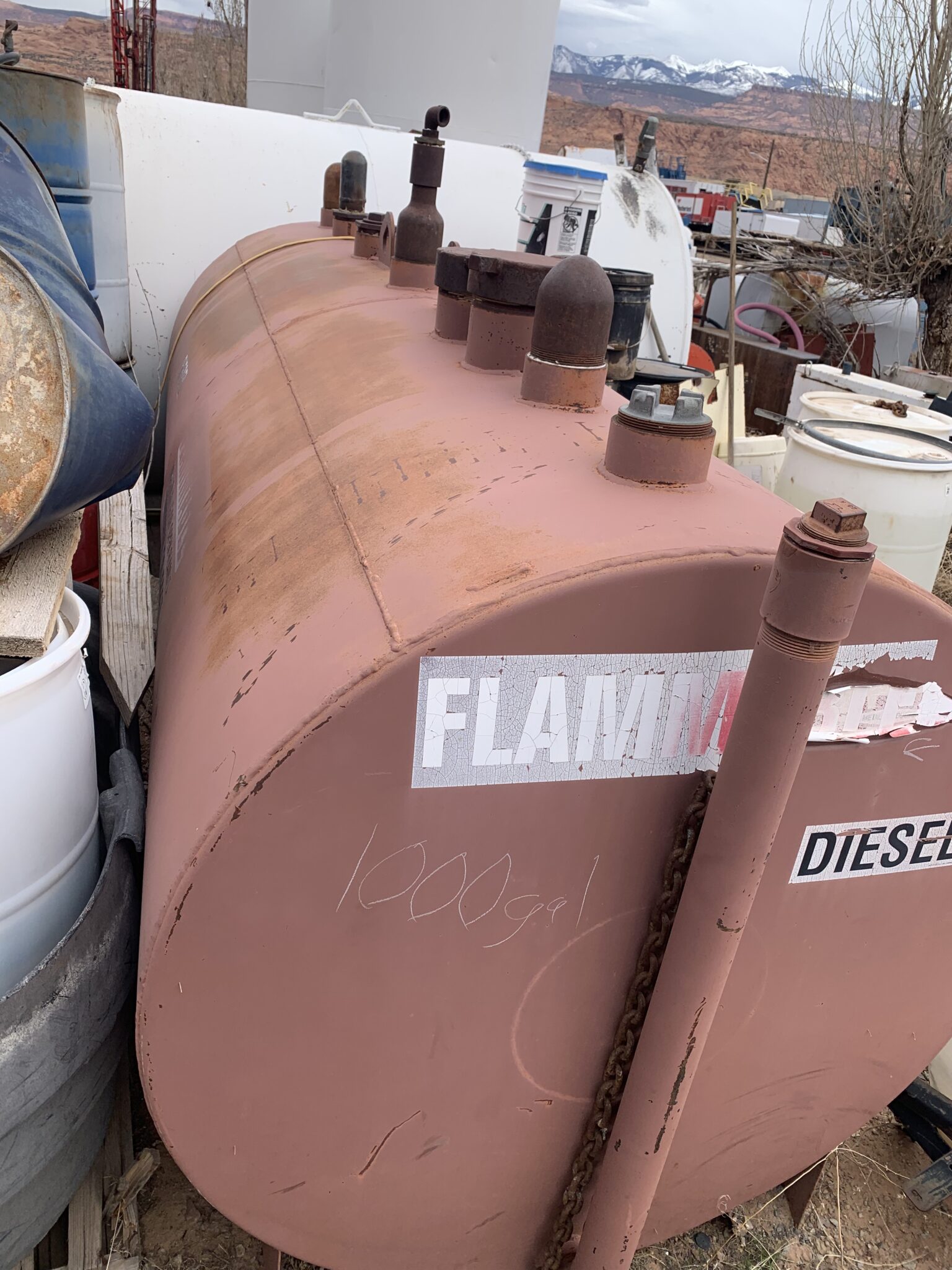 1,000 Gallons Dual Containment Fuel Tank - Beeman Equipment Sales