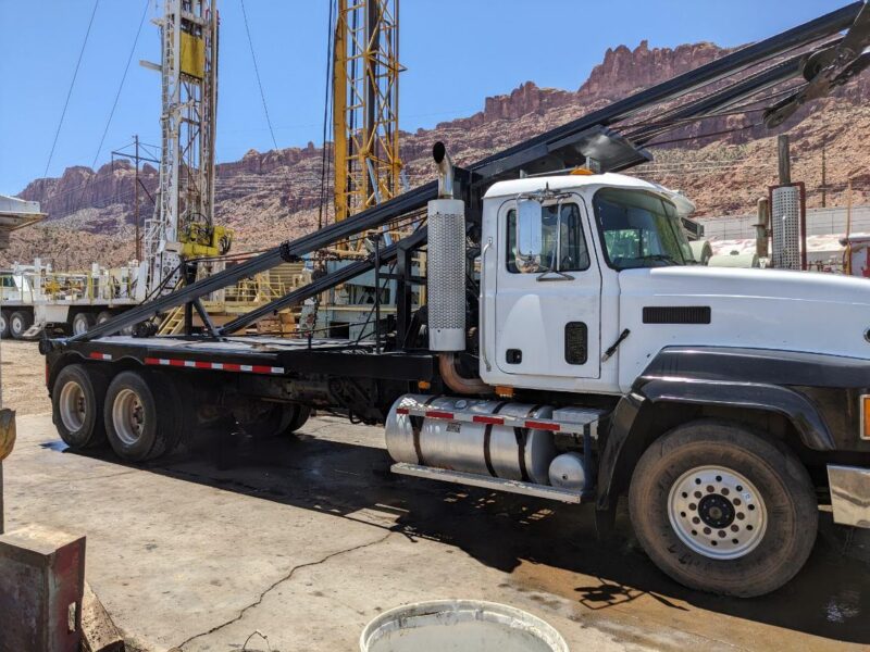 1998 Mack Rig Up Truck - Beeman Equipment Sales