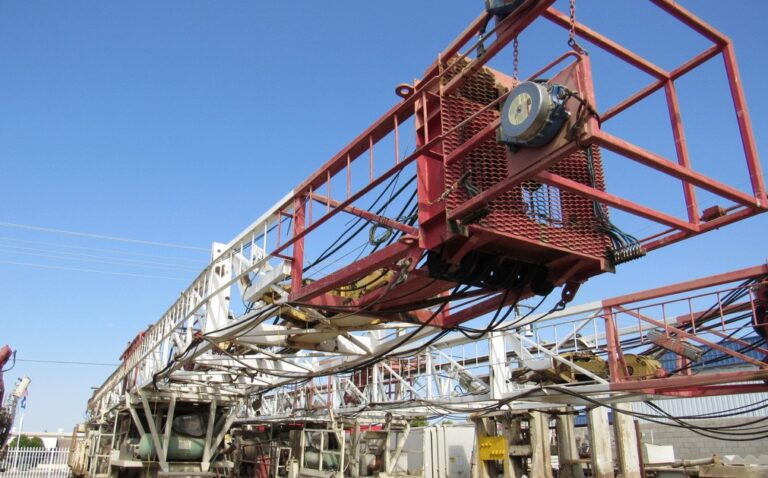 Challenger 320 Drill Rig - Beeman Equipment Sales